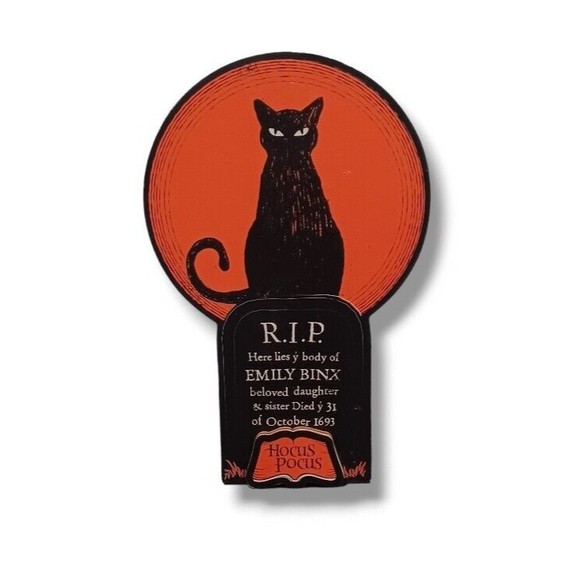 Disney | Wall Decor | Disney Thackery Binx Hocus Pocus Rip Emily ...